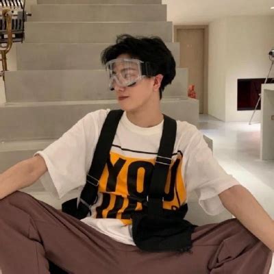 帅到爆的男生头像真人 人物头像图片男 真人 帅气 男生头像 美头网