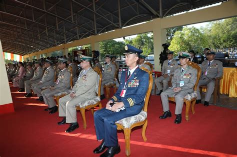 တပ်မတော် ကြည်း ဗိုလ်သင်တန်းကျောင်း မှော်ဘီ ဘွဲ့ရအမျိုးသမီးဗိုလ်လောင်းသင်တန်း အမှတ်စဉ် ၁၀ သင