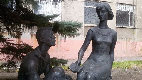 Molodyye Lyudi Sculpture 2025 All You Need To Know Before You Go With Reviews