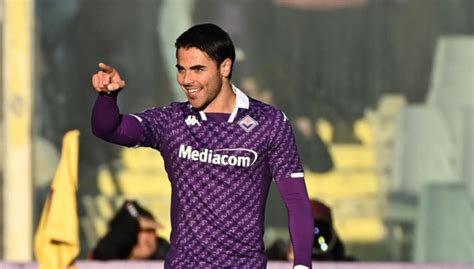 Video Sottil Stunner Could Not Be More Precise Football Italia
