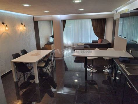 Бургас Луксозен тристаен с паркомясто Тристаен апартамент под наем 112 кв м Обзаведен Първи жилищ