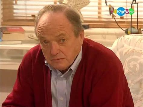 Создать мем сериалы улицы разбитых фонарей 1 сезон 25 серия мой дед сериал Картинки Meme