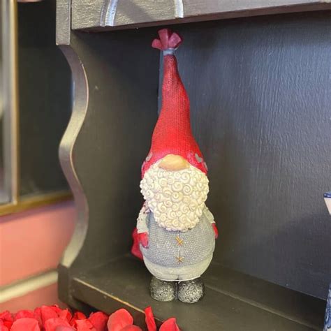 Standing Resin Gonk Pavia Lee