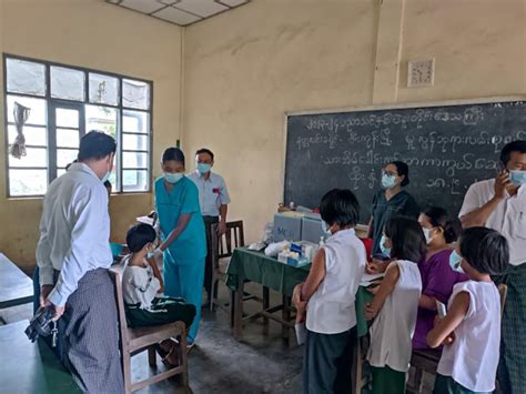 ဇီးကုန်းမြို့နယ်တွင် သားအိမ်ခေါင်းကင်ဆာရောဂါကြိုတင်ကာကွယ်ဆေး Hpv ထိုးနှံခြင်းများဆောင်ရွက