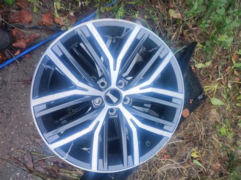 Felga Aluminiowa Borbet Passat B8 8 0 X 19 5x112 Za 800 00pln Z