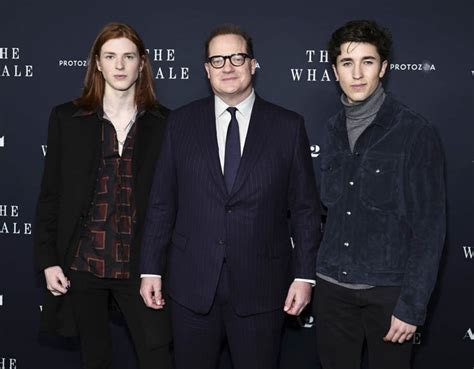 Брендън Фрейзър показа синовете си Eva Bg