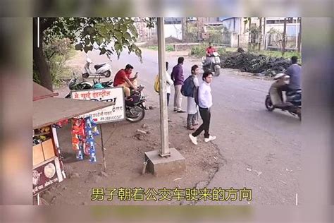 监控下暖心的一幕，男子触电浑身颤抖，随即让人感动的瞬间开始！ 浑身 男子 监控