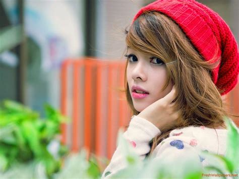 Lovely Girl Wallpapers Top Free Lovely Girl Backgrounds Wallpaperaccess