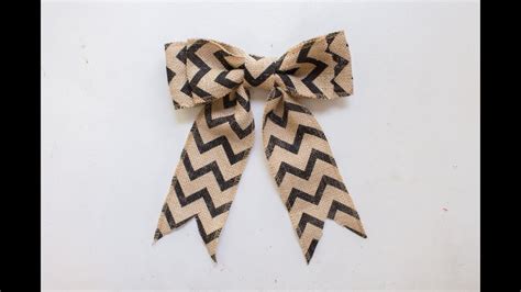 31 Interesting DIY Burlap Bow Tutorials