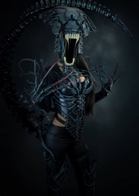 Sexy Xenomorph Queen