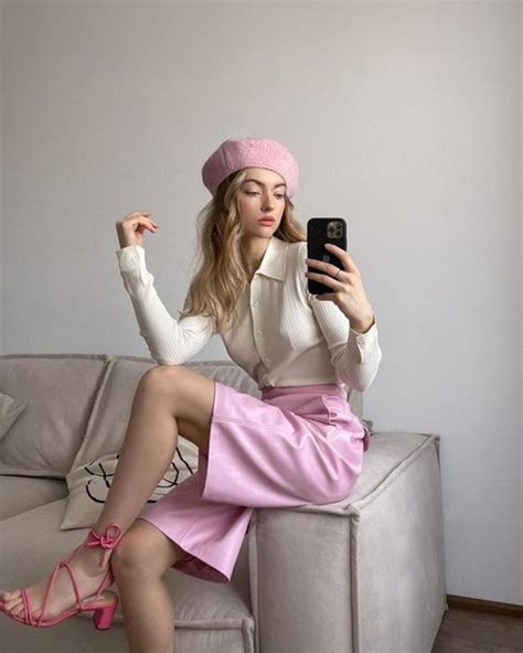 30 แฟชั่นสีชมพูเริ่ดๆ ใส่ไปดูคอนเสิร์ตได้ Ladyissue เว็บรีวิวเครื่องสำอาง ชุมชนผู้หญิง ฮาวทู