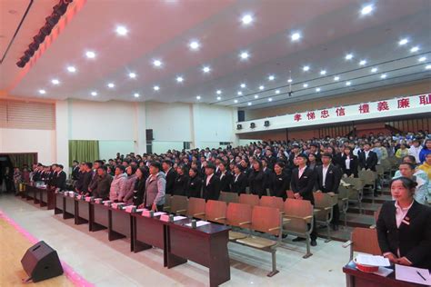 文明互辩一语双关的辩论赛云南新兴职业学院官网团委