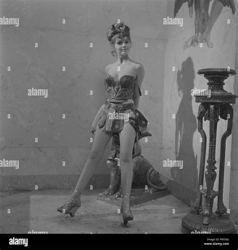 Madeline Smith Hi Res Stock Photography And Images Alamy