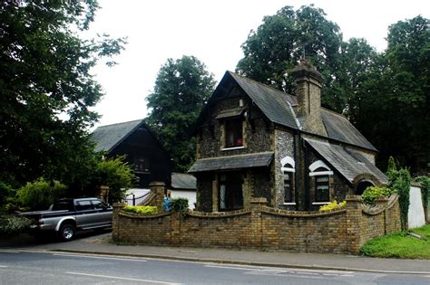 Hewitts Farm Pick Your Own Iozh