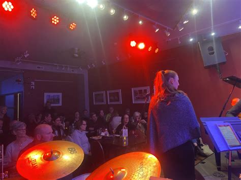 A Night Of Exciting Swinging Cool Jazz Vocals With Vanessa Vacanti At