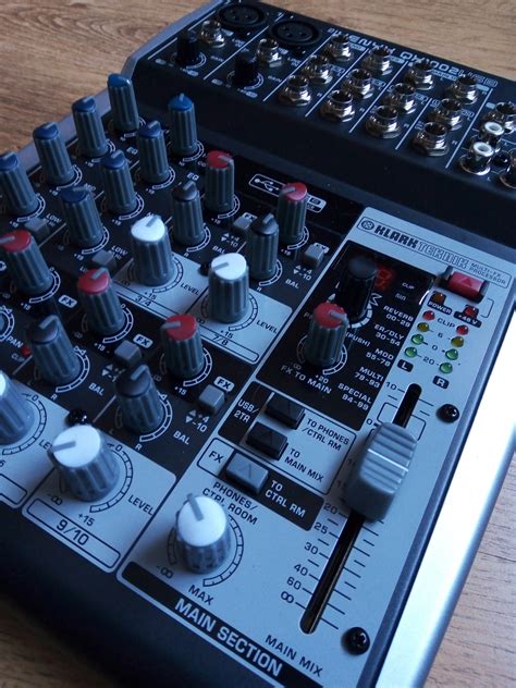 Behringer Xenyx Qx1002usb Small Format Mixer Review