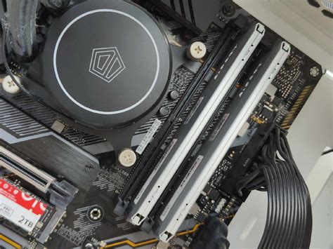 2025年内存条如何挑选？2025年内存条颗粒天梯图出炉，内存条选购全攻略指南