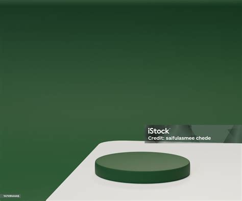 흰색 테이블 책상에 현실적인 실린더 받침대 연단이 있는 추상 녹색 3d 룸 제품 디스플레이 프레젠테이션을 위한 최소한의 장면