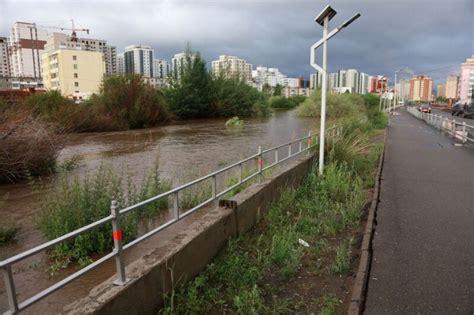 Д Сумъяабазар Сэлбэ голын урсцыг хааж байгаа гүүрүүдийг Алтай хотхоноос эхлэн нурааж байна
