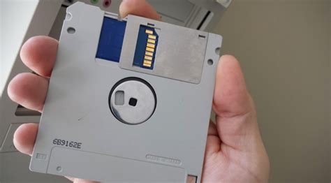 PC Modder Creates GB Floppy Disk Readable Using A Modded Floppy Drive SHOUTS