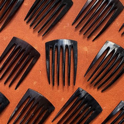 Dark Horn Bun Comb 1900