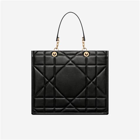 디올 라지 디올 에센셜 토트백 백 아키까나쥬 카프스킨 블랙 Dior Kream