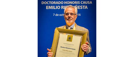 Emilio Ribes Iñesta Recibió Doctorado Honoris Causa Por La Uaslp