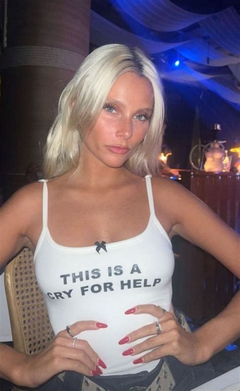 Valentina Zenere Valentina Zenere Valentina Ropa