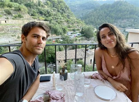 ¿se Separan Paul Wesley E Ines De Ramon En El Ajo En El Ajo