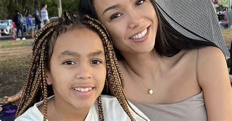 E Hoqa Vajzën Nga Shkolla Që Ti Përkushtohet Karrierës Si