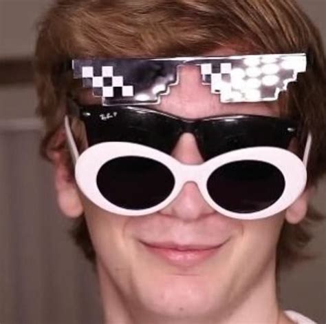 Luxury Art Luxury Life Luxury Glasses A Hat In Time Hottest Guy