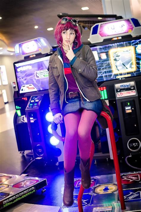 Ramona Flowers Outfits