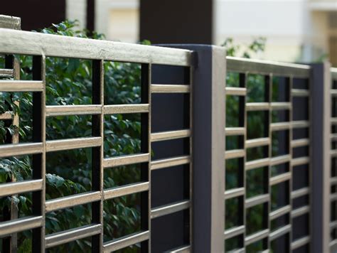 รวม 37 ไอเดียการทำ “รั้วบ้าน” เพิ่มเสน่ห์สวยสะดุดตา เข้ากับบ้านได้ทุกรูปแบบ