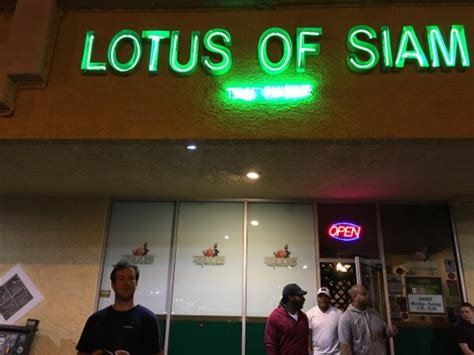 Polaris Restaurant Atlanta Reservations Lotus Of Siam Reservations