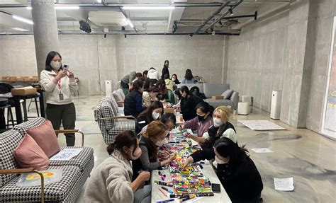 아트앤파트너스 워크샵프로그램 워크숍프로그램 워크샵미술 워크숍미술 팀빌딩프로그램 팀워크프로그램 그래피티 아트 룰루레몬