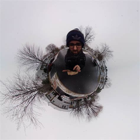 Tiny Winter Scene R Essential