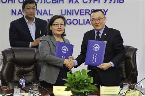 МУИС ийн барааны тэмдгийг албан ёсоор ашиглах анхны гэрээг байгууллаа Монгол Улсын Их Сургууль