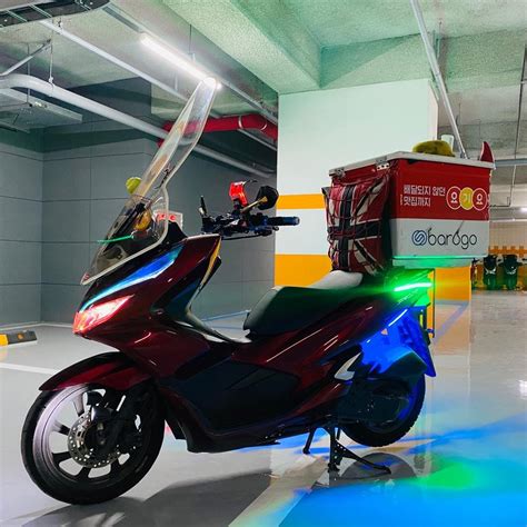 혼다 Pcx 2019 S급 상태 풀튜닝 끝판왕 판매합니다 헬로마켓