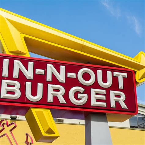 In N Out Burger Logo