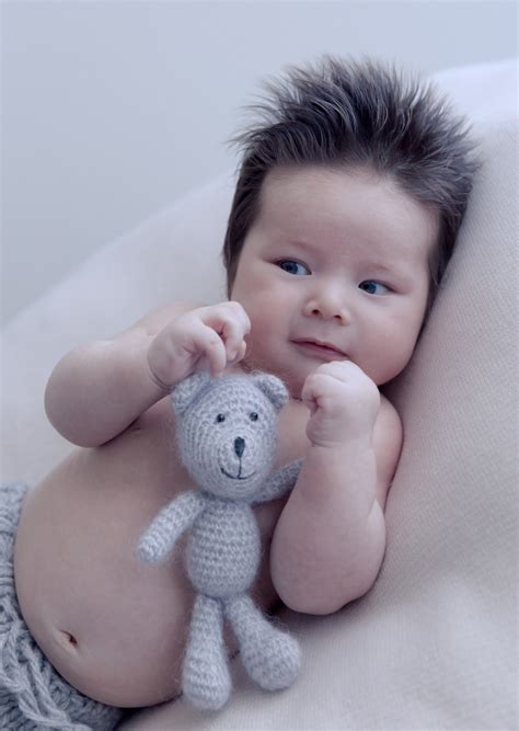 图片素材 人 男孩 可爱 肖像 年轻 儿童 宝宝 微笑 产品 快乐 幸福 婴儿 幼儿 眼 无罪 小 皮肤 器官 甜蜜 珍贵 毛绒玩具