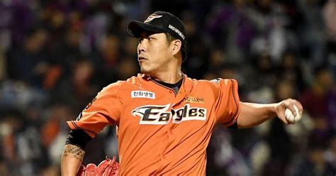 사진 7회 마운드 오른 한화 권혁