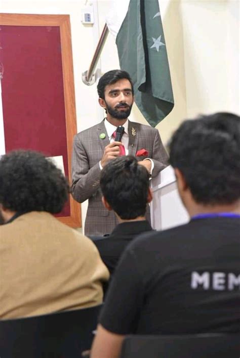 Muhammad Zakwan Hazarvi On Linkedin Speaking With The Youth Of Tmuc In An Interactive Session