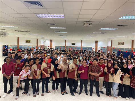 Semarak Tahun Baru Cina Kolej Tun Razak Memperkukuhkan Perpaduan