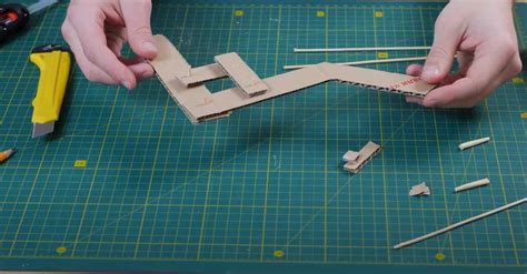 Способ как увеличить рисунок на бумаге самостоятельно