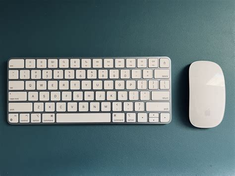 무료 이미지 건반 주변 컴퓨터 키보드 입력 장치 구형 사무 기기 Laptop Accessory 세례반 스페이스 바 숫자 키패드 전자 기기 간단한 기계