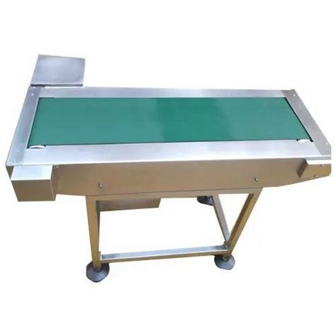 Shraddha Fab Conveyor System For Packaging Material Handling Capacity 100 Kgfeet At Rs 20000