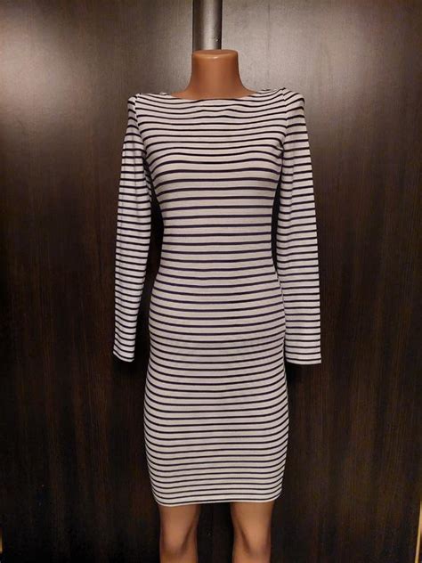 Платья — ціна 250 грн у каталозі Сукні міді Купити жіночі речі за доступною ціною на Шафі