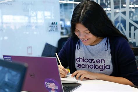 Cómo Es El Programa Que Alienta A Que Más Adolescentes Se Acerquen A La