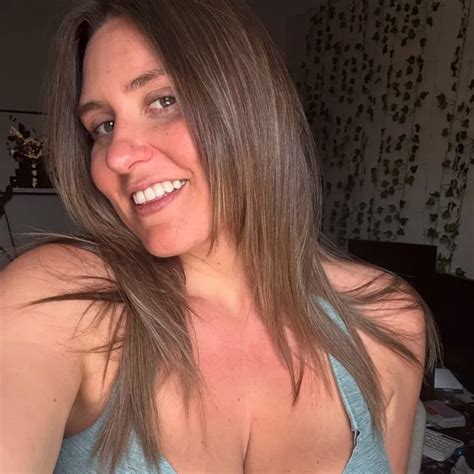 Ali Smiles Alismilesco Urlebird