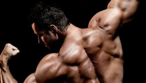 حتى يبني عضلاته هندي يبتلع 39 عملة معدنية و37 مغناطيسا